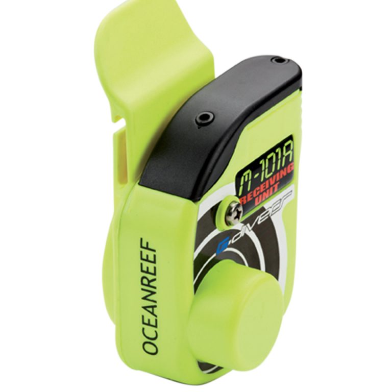 Underwater Communication - OCEAN REEF Diving